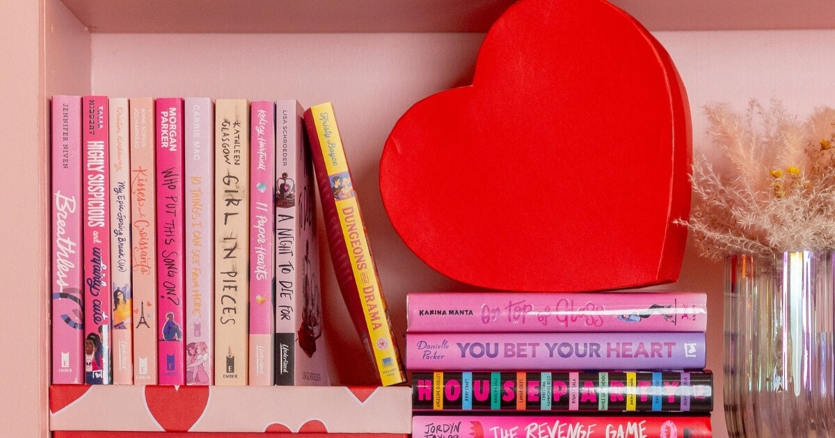 10 Writing Prompts About Love